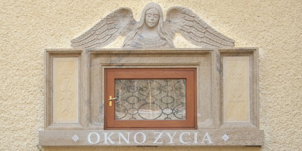Okna Życia: skąd się wzięły i jak działają?