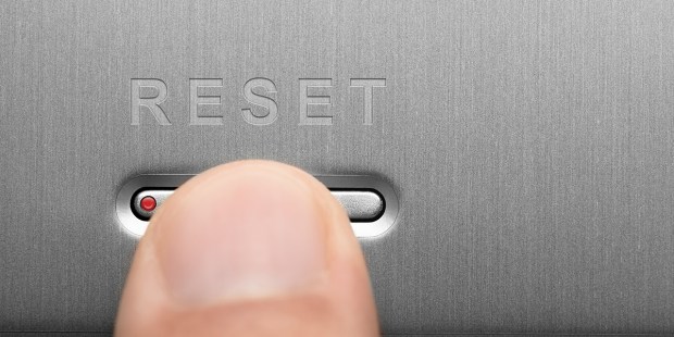 Reset – czyli co mają wspólnego ludzie z komputerami