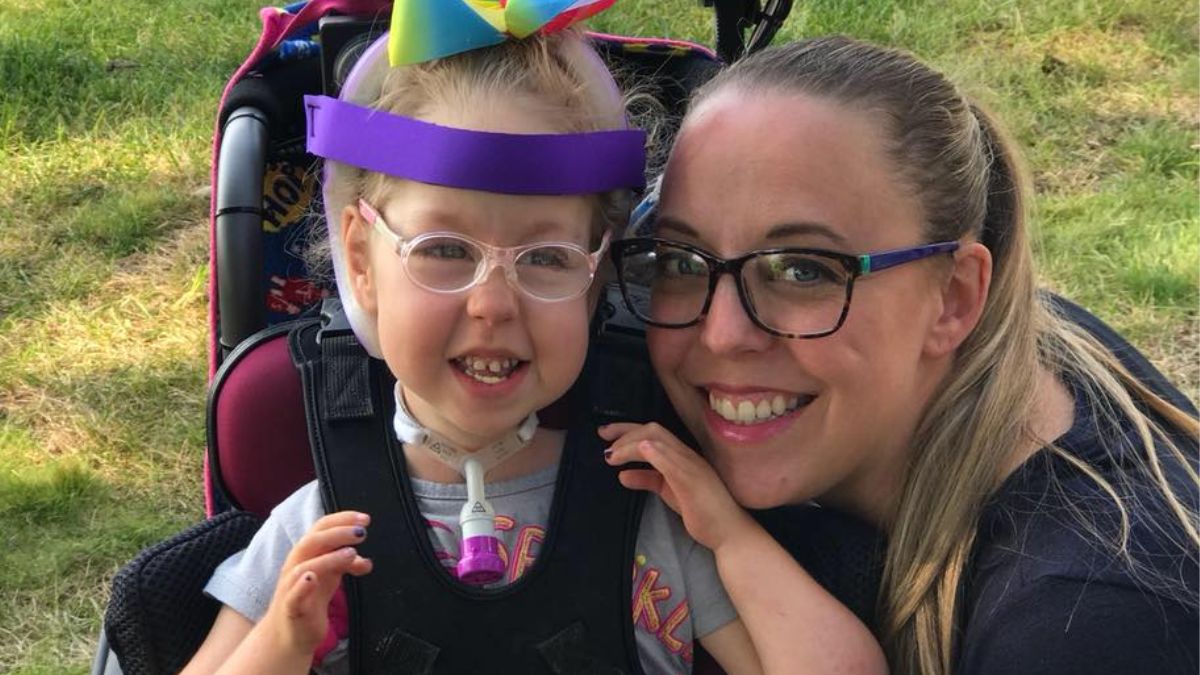 Zobacz, co mama zrobiła z wózkiem inwalidzkim swojej córki